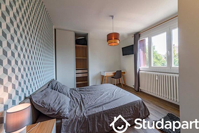 Abry, Grenoble : Appartement 1 pièce à louer