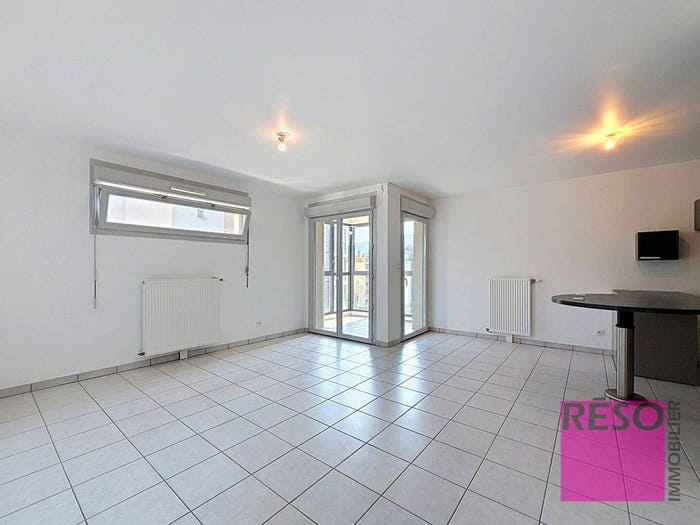 Appartement 3 pièces à louer à Beulet-Ile de France, Annemasse