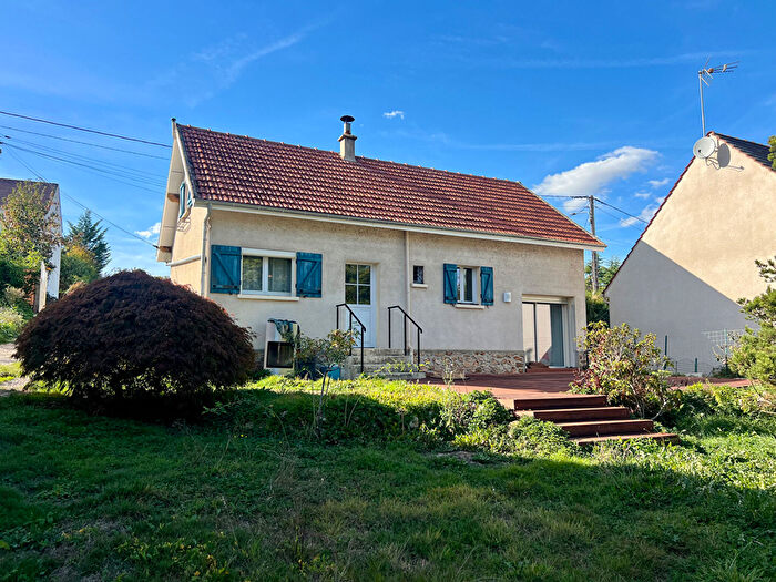 Maison 3 pièces à Saint-Cyr-sur-Morin, à vendre