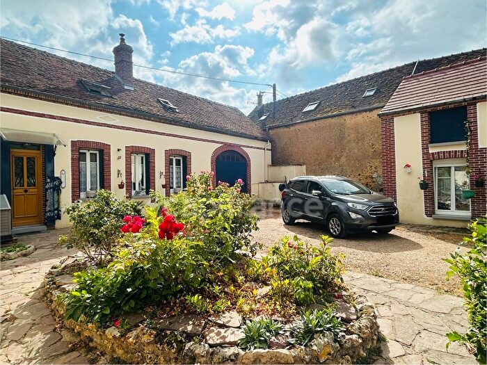 Maison à vendre - Villeneuve-sur-Yonne - 4 pièces - 2 chambres