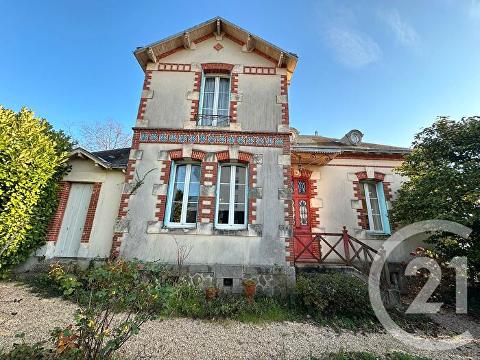 Maison à vendre - La Roche-sur-Yon, Pyramides, Jean-Yole - 8 pièces - 5 chambres