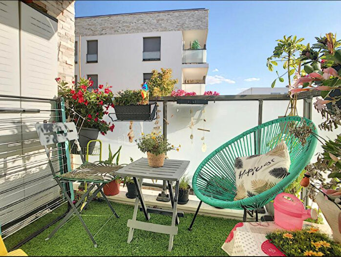 Appartement à vendre - Saint-Cyr-lécole, Langevin - 3 pièces - 2 chambres