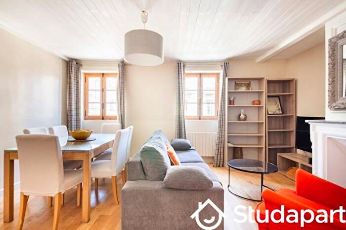 Appartement à louer - Centre, Rennes - 3 pièces - 1 chambre