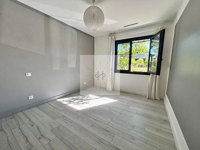Maison 6 pièces à Montélimar, à vendre