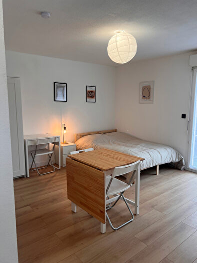 Appartement à louer - Bourg-Saint-Andéol - 1 pièce