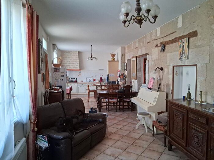 Maison à vendre - Chevanceaux - 5 pièces - 3 chambres