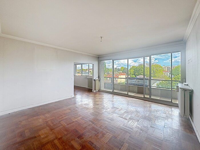 Appartement 4 pièces à LHaÿ-les-Roses, Centre-ville, à vendre