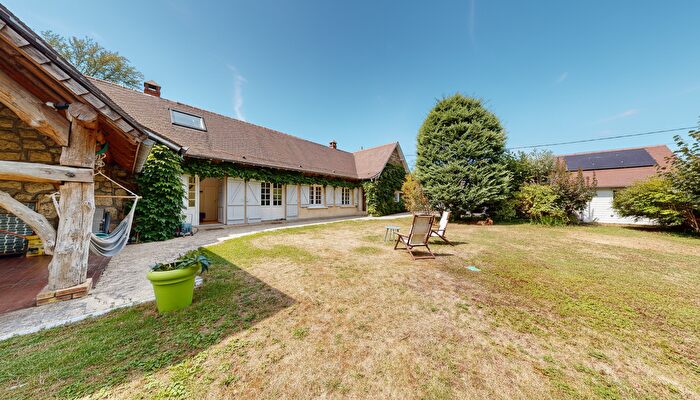 Maison 8 pièces à Neauphle-le-Château, à vendre