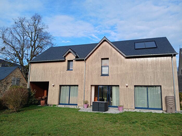 Maison à vendre - Saint-Denis-du-Maine - 6 pièces - 4 chambres