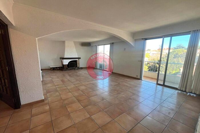 Appartement 4 pièces à Vallauris, à vendre