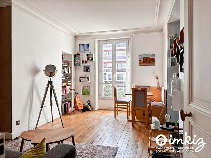 Appartement à vendre - Paris e , Bel-Air, Nord - 3 pièces - 2 chambres