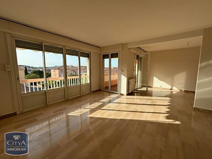 Appartement 4 pièces à vendre à Sanary-sur-Mer, Centre-ville, Port