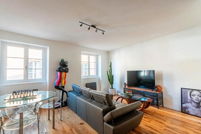 Appartement à vendre - Albi, Centre-ville - 2 pièces - 1 chambre