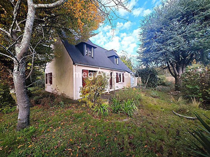 Maison à vendre - La Trinité-Surzur - 6 pièces - 4 chambres