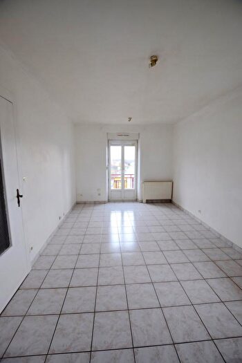 Appartement à louer - Étupes - 4 pièces - 3 chambres