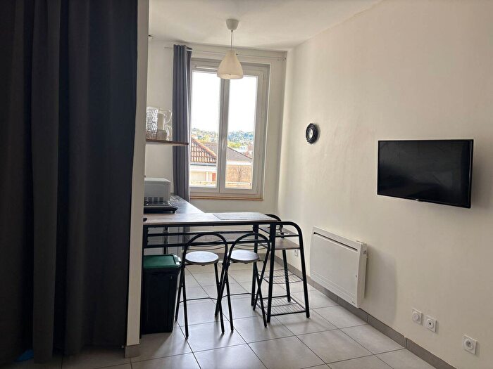 Appartement 1 pièce à Vichy, à louer