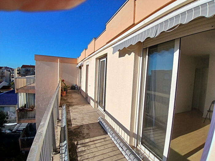 Appartement à vendre - Perpignan, Saint-Martin - 3 pièces - 2 chambres