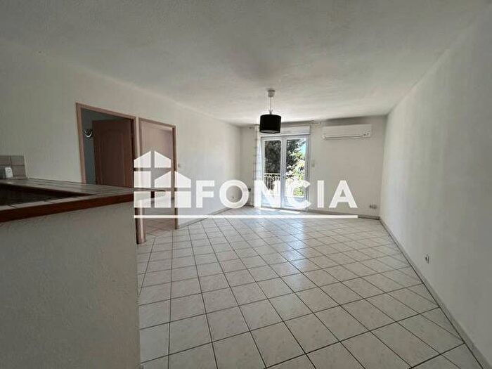 Appartement à louer - Gironde-Cabrieres-Boisfeuillet-Lampourde, Orange - 2 pièces - 1 chambre