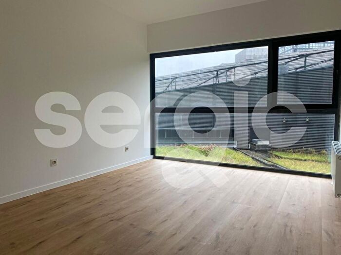 Appartement à louer - Lille, Centre-ville, Euralille - 1 pièce