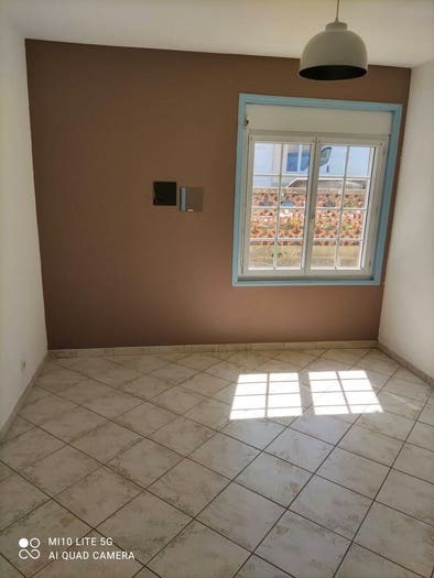Est, Bollène - Appartement 2 pièces à louer
