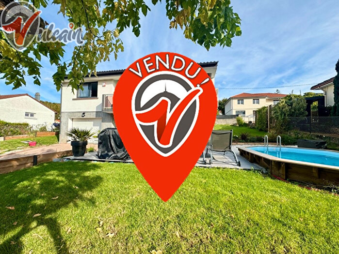 Maison à vendre - Mirefleurs - 4 pièces - 3 chambres