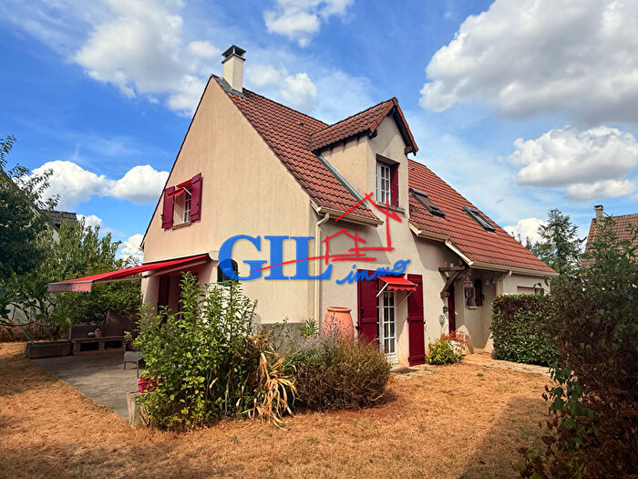 Maison 6 pièces à vendre à Savigny-le-Temple, Plessis la Forêt