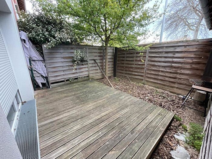 Appartement à louer - Les Sables, Launaguet - 2 pièces - 1 chambre