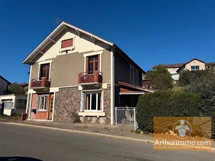 Livinhac-le-Haut : Maison 7 pièces à vendre
