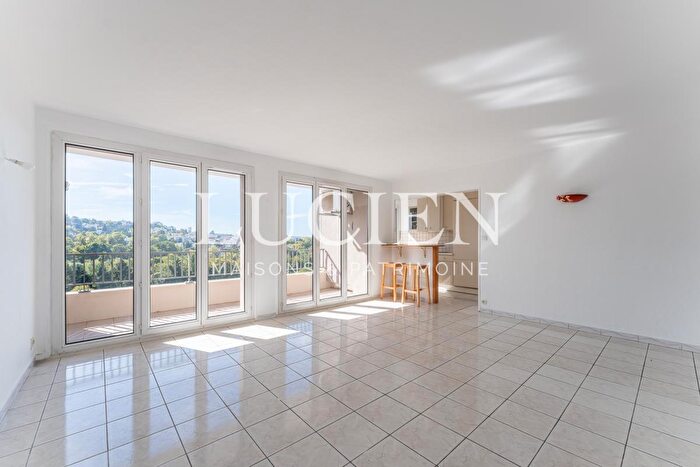 Écully, Chalier, Valvert : Appartement 3 pièces à vendre