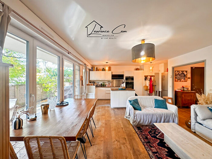 Appartement à vendre - Saint-Cloud, Montretout, Coutureau - 5 pièces - 3 chambres