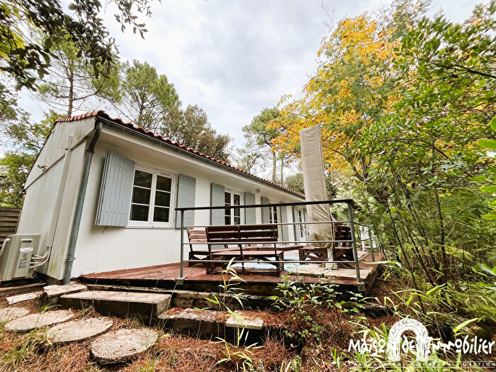 Maison à vendre - Meschers-sur-Gironde - 7 pièces - 5 chambres