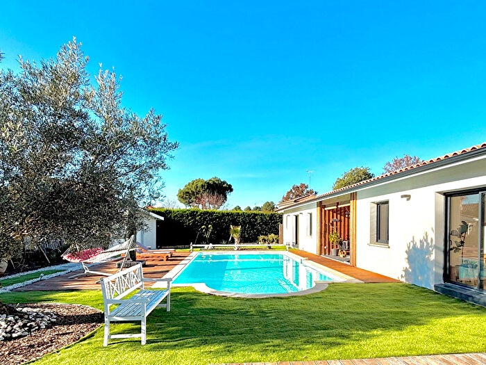 Maison à vendre - Gujan-Mestras, La Hume, Plage - 7 pièces - 5 chambres