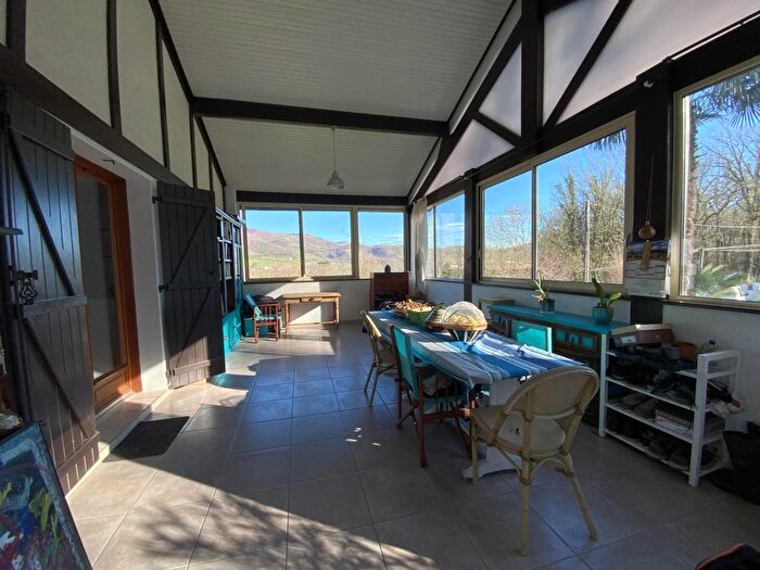 Maison à vendre - Ossès - 8 pièces - 7 chambres