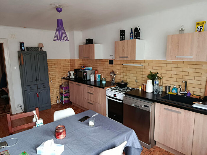 Maison à vendre - Lindre-Basse - 5 pièces - 4 chambres