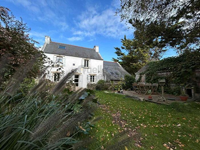 Beuzec-Cap-Sizun : Maison 5 pièces à vendre
