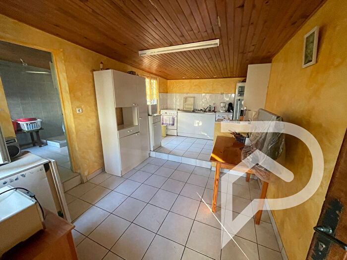 Maisons à vendre et appartements à louer - 1