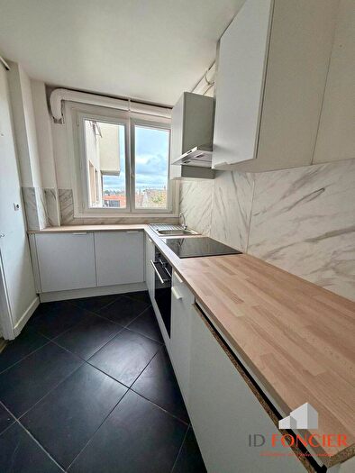 Appartement à louer - Morangis - 3 pièces - 2 chambres