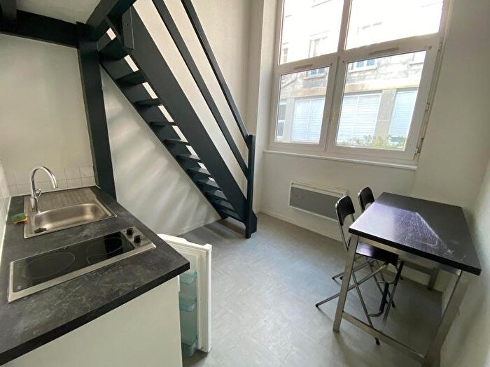 Saint-Étienne, Saint-Roch, Vivaraize, Valbenoite, Centre Deux : Appartement 1 pièce à louer