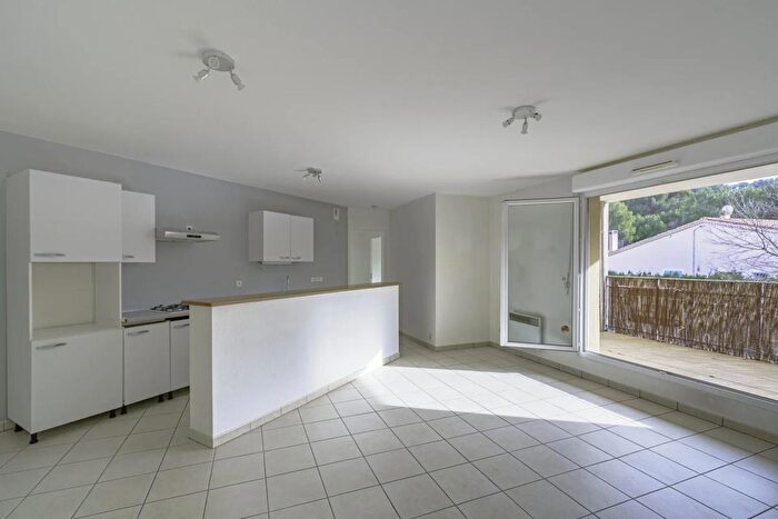 Appartement à vendre - La Roque-dAnthéron - 3 pièces - 2 chambres