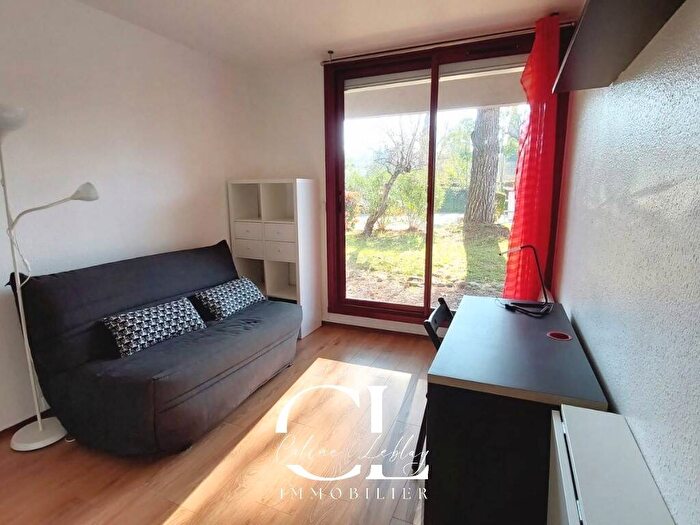 Les Milles, Aix-en-Provence : Appartement 1 pièce à louer