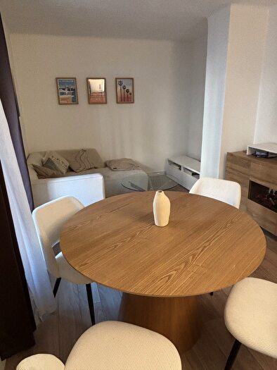 Appartement à louer - Nice, Riquier - 3 pièces - 2 chambres