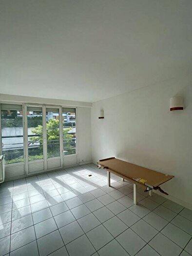 Appartement à louer - Maisons-Alfort - 3 pièces - 2 chambres