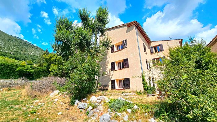 Bargème - Maison 6 pièces à vendre