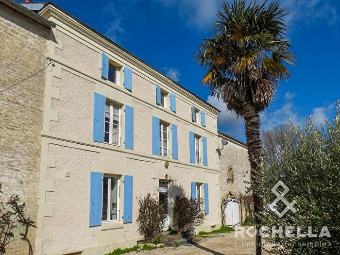 Dampierre-sur-Boutonne - Maison 5 pièces à vendre