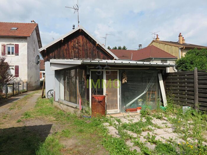 Maisons à vendre et appartements à louer - 2