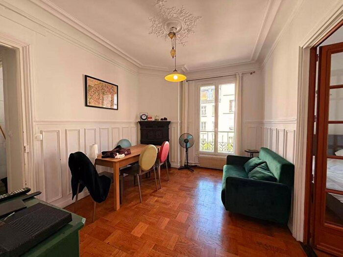 Secrétan, Paris 19ème arrondissement : Appartement 3 pièces à louer