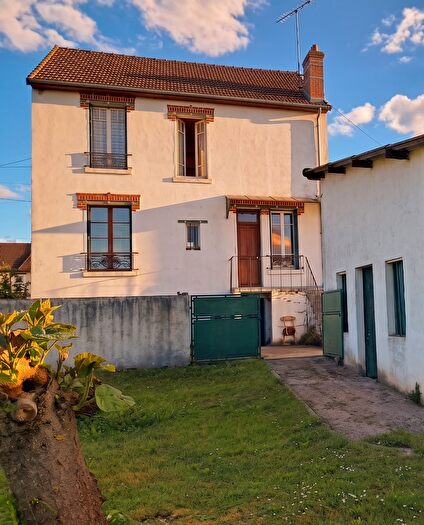 Beaulieu-sur-Loire : Maison 7 pièces à vendre