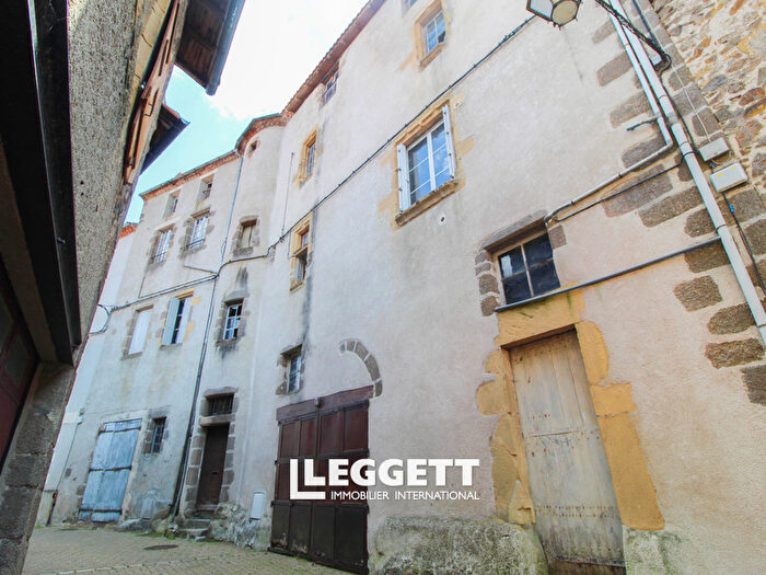 Maison à vendre - Confolens - 7 pièces - 3 chambres