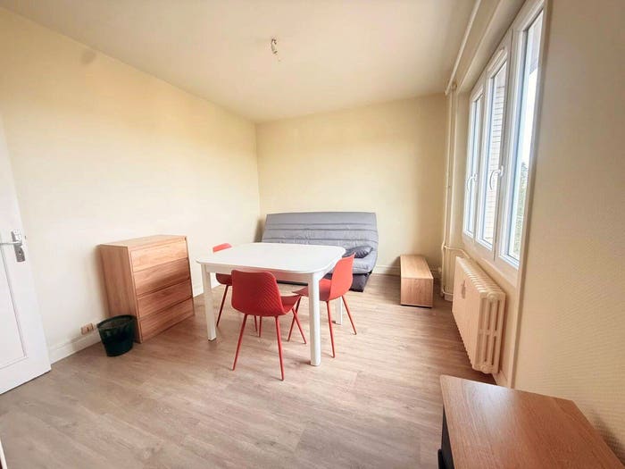 Appartement 1 pièce à louer - Saint Genest-La Butte, Nevers