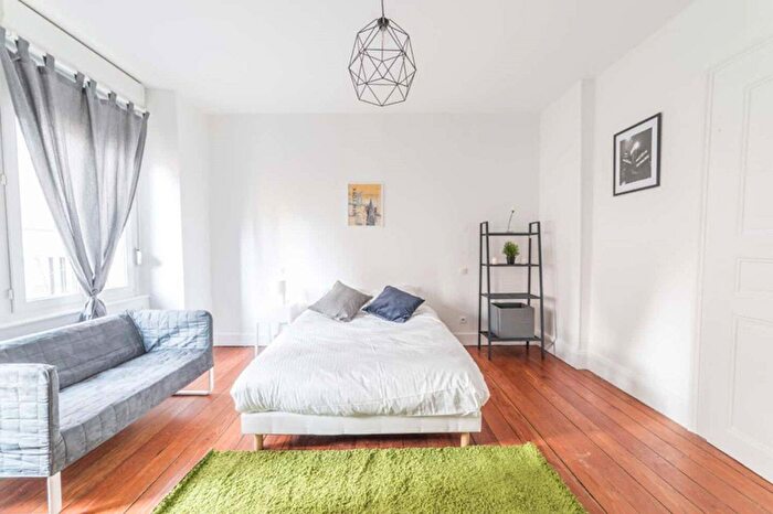 Appartement à louer - Orangerie Est, Strasbourg - 1 pièce